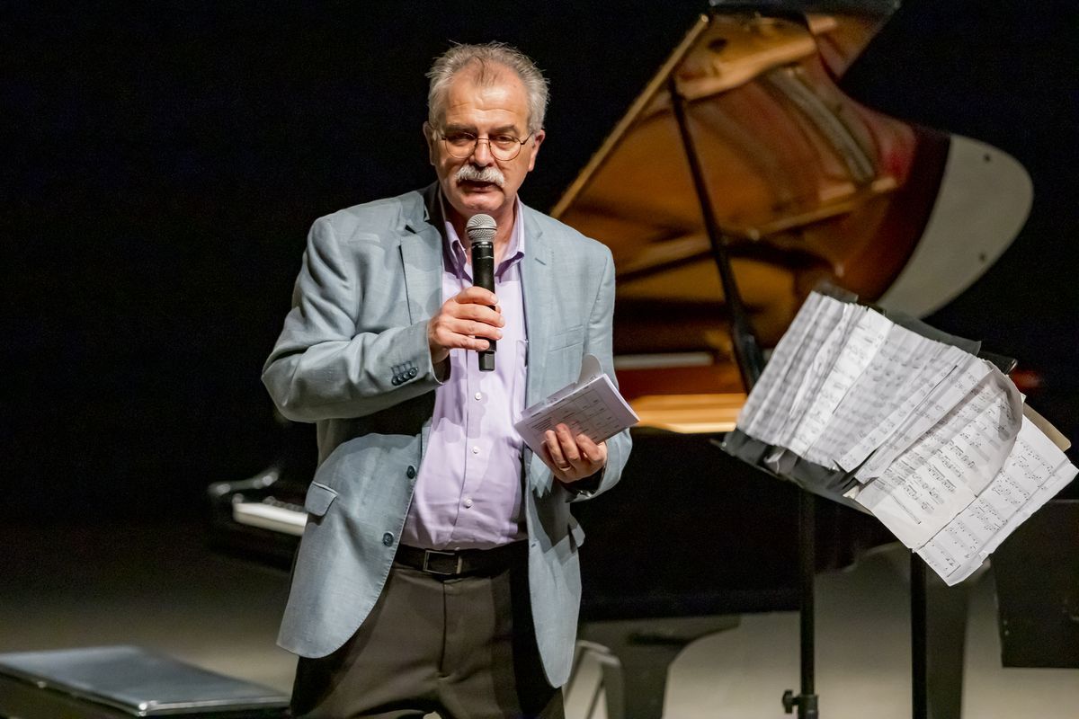 Cierran Feria Internacional UDEM con velada musical australiana | UDEM